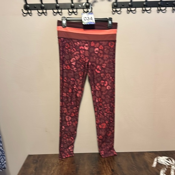 Pants & Jumpsuits | 34 Athleta Animal Print 78 Leggings | Poshmark